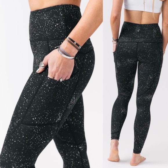 ZYIA | Pants & Jumpsuits | Zyia Reflective Lightntight High Rise 78 Leggings | Poshmark